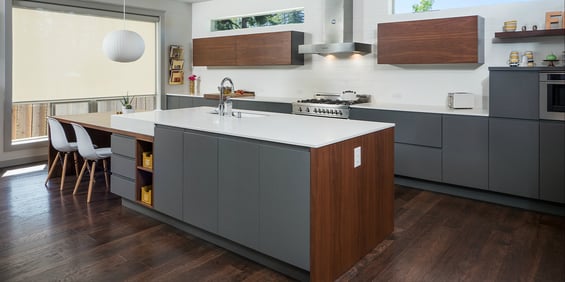 5 Reasons to Go Frameless in Your Kitchen and Bath Cabinets